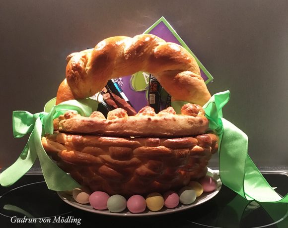 Der flaumigste Germ-Gugelhupf aller Zeiten :-) (Hefeteig) – Gudrun von ...